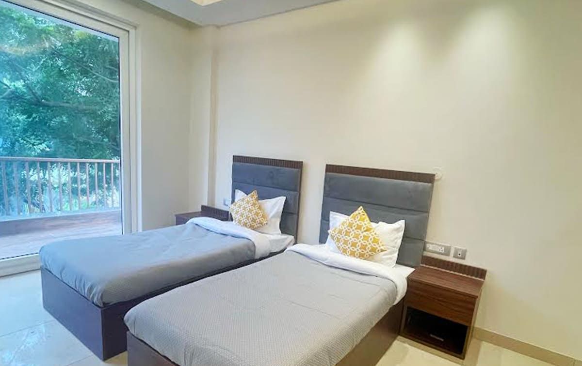 Flock Coliving Sector 15 Gurgaon - Shared Living Space