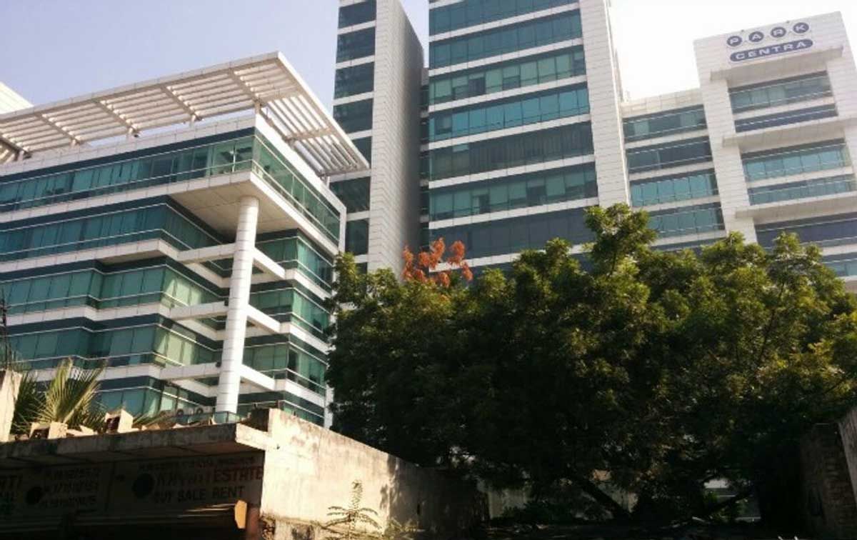 BPTP Park Centra in Sector 30 Gurgaon | Office Space & Retail Shops